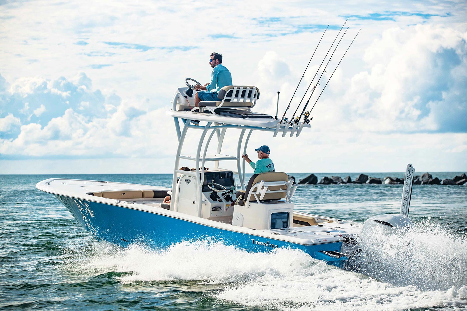 Tidewater Boats 2500 Carolina Bay - Seakeeper Ride