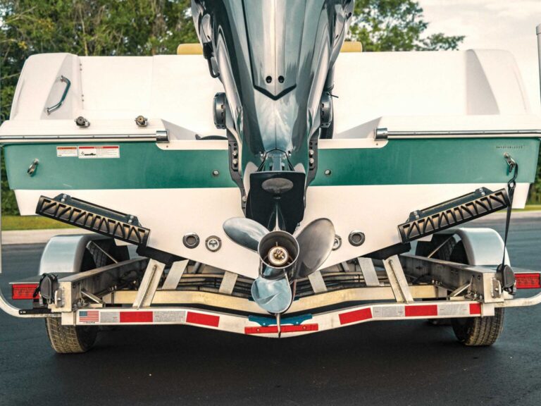 The Benefits of Dynamic Trim Control Systems - Seakeeper Ride